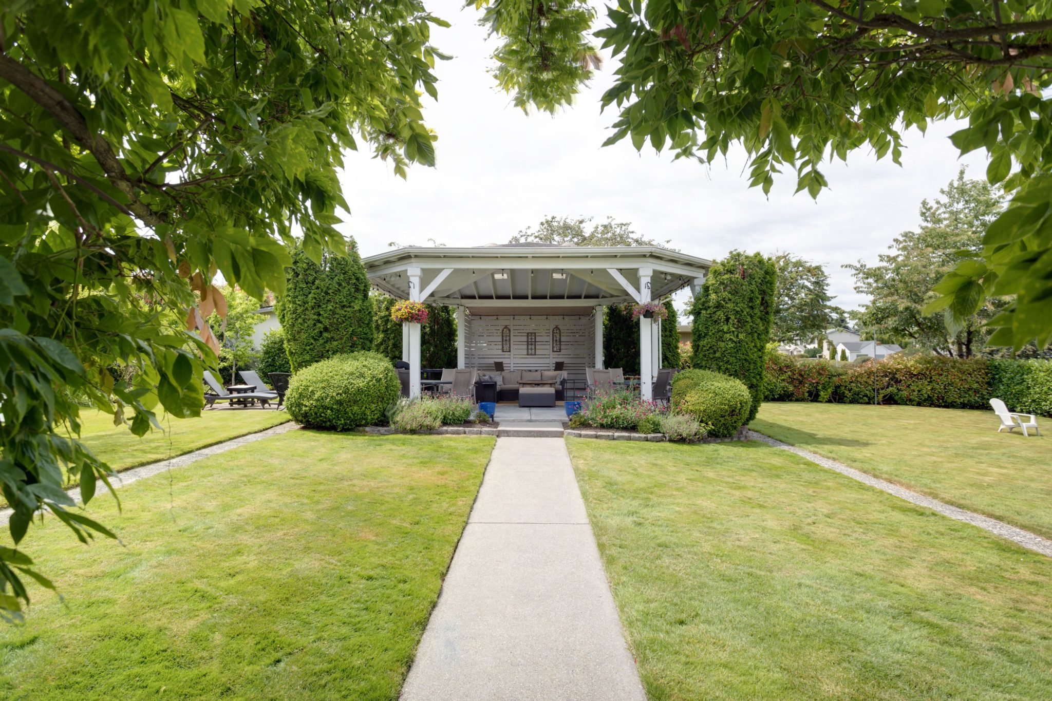 Take a Photo Tour of Nantucket InnNantucket Inn Anacortes