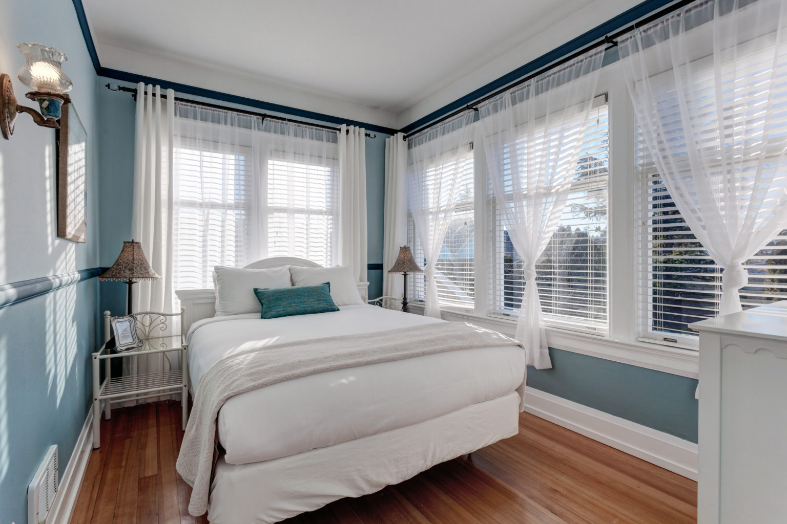 Our Lodging on Fidalgo Island in Anacortes WashingtonNantucket Inn ...